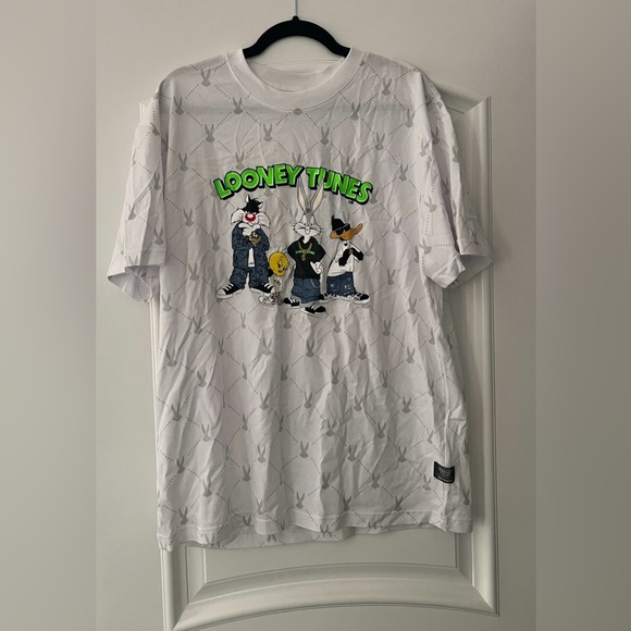 Tops | Joy Rich Looney Tunes Tshirt | Poshmark